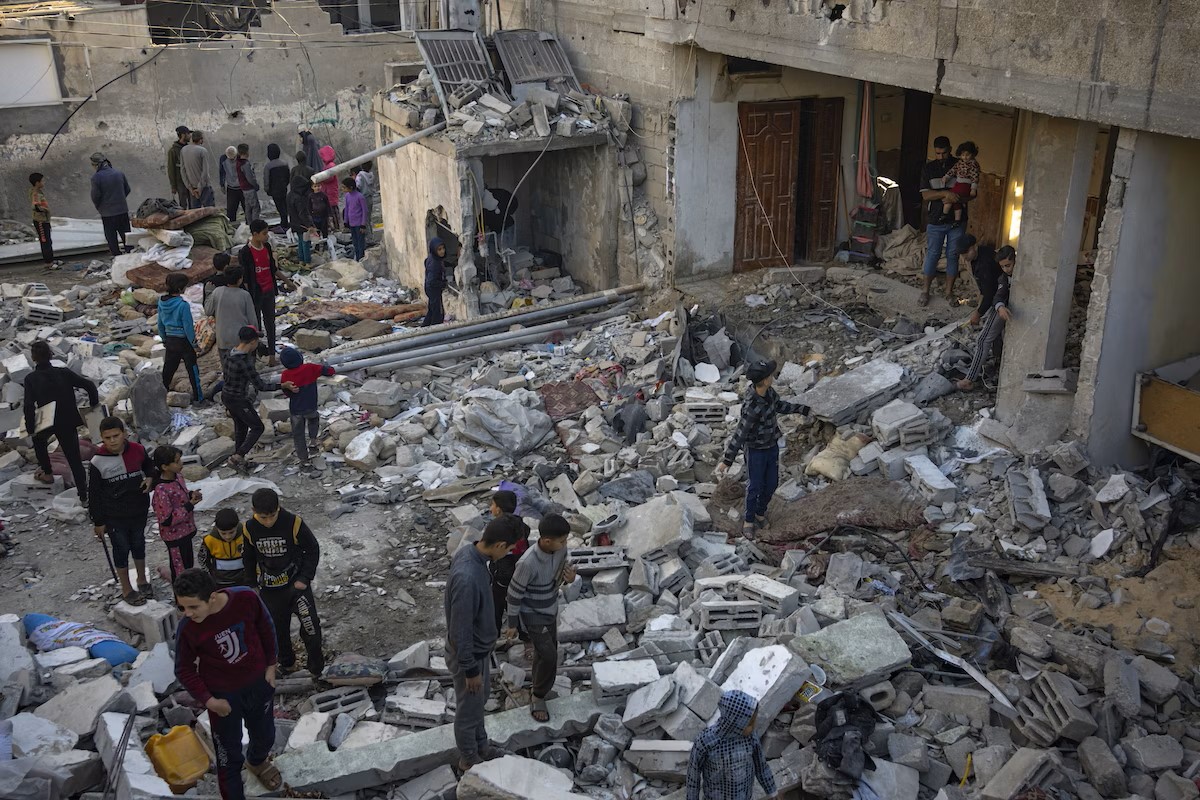 Genocidul israelian în Gaza continuă: Peste 100 de palestinieni care ...